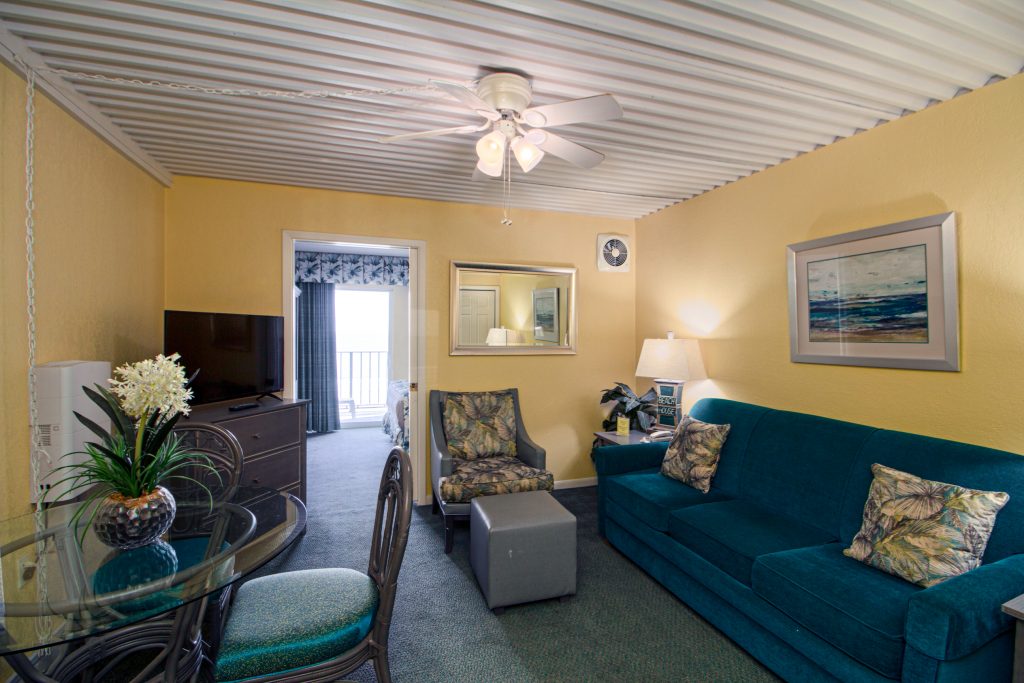 Accommodations – Beach House Resort