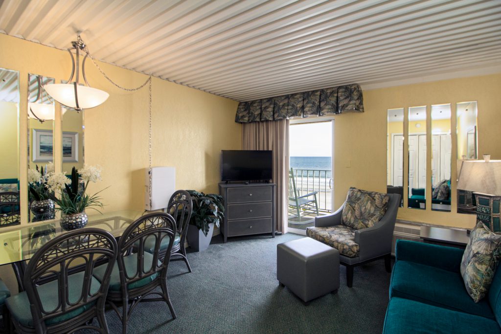 Accommodations – Beach House Resort